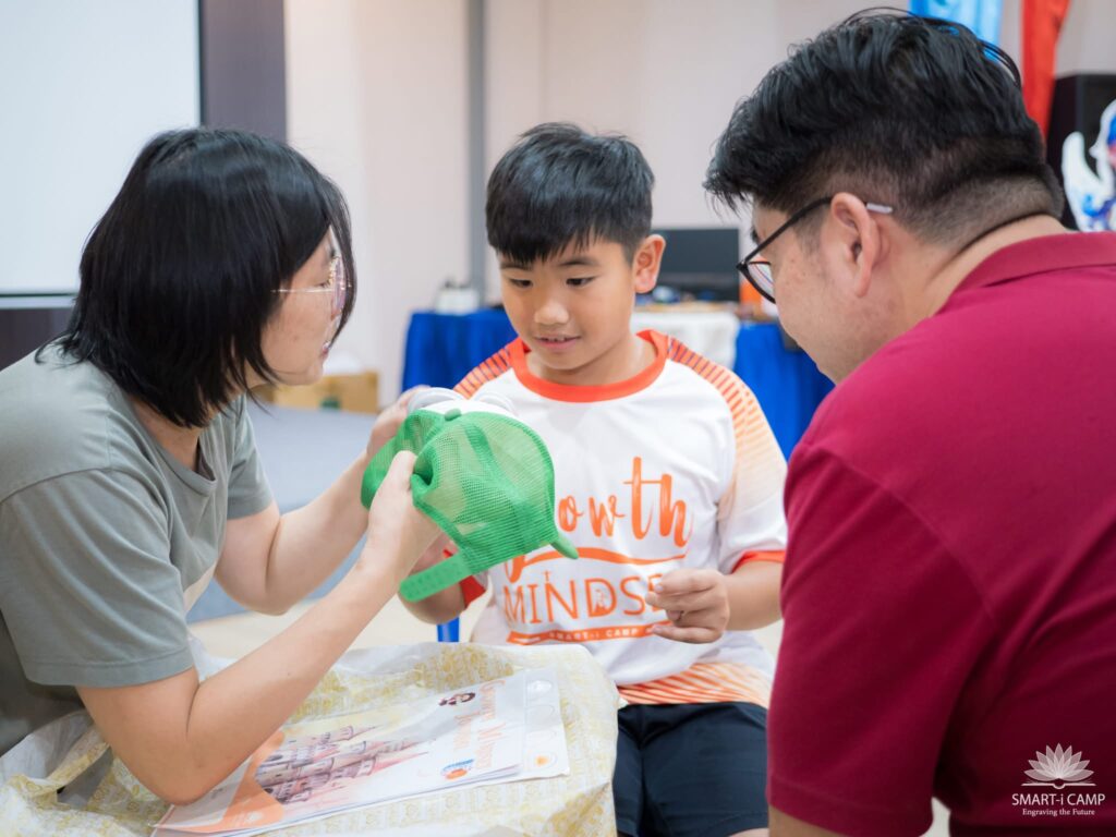รู้จัก 5 ภาษารัก การแสดงความรักที่มากกว่าคำพูด | SMART-i Camp